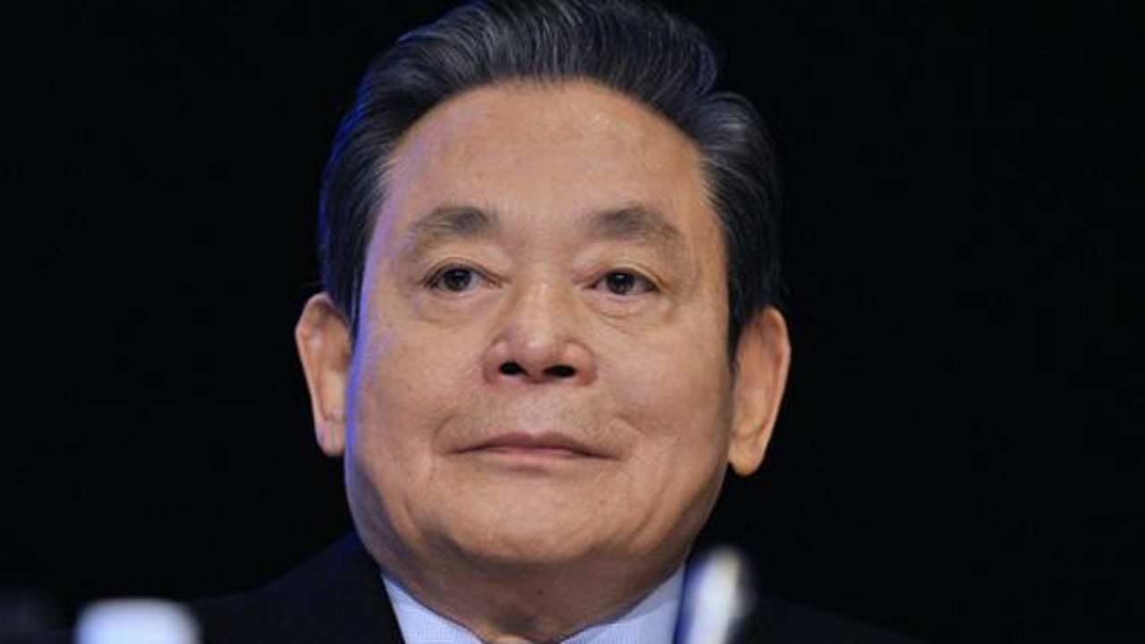 Décès de Lee Kun-hee, président de Samsung|Socialnetlink