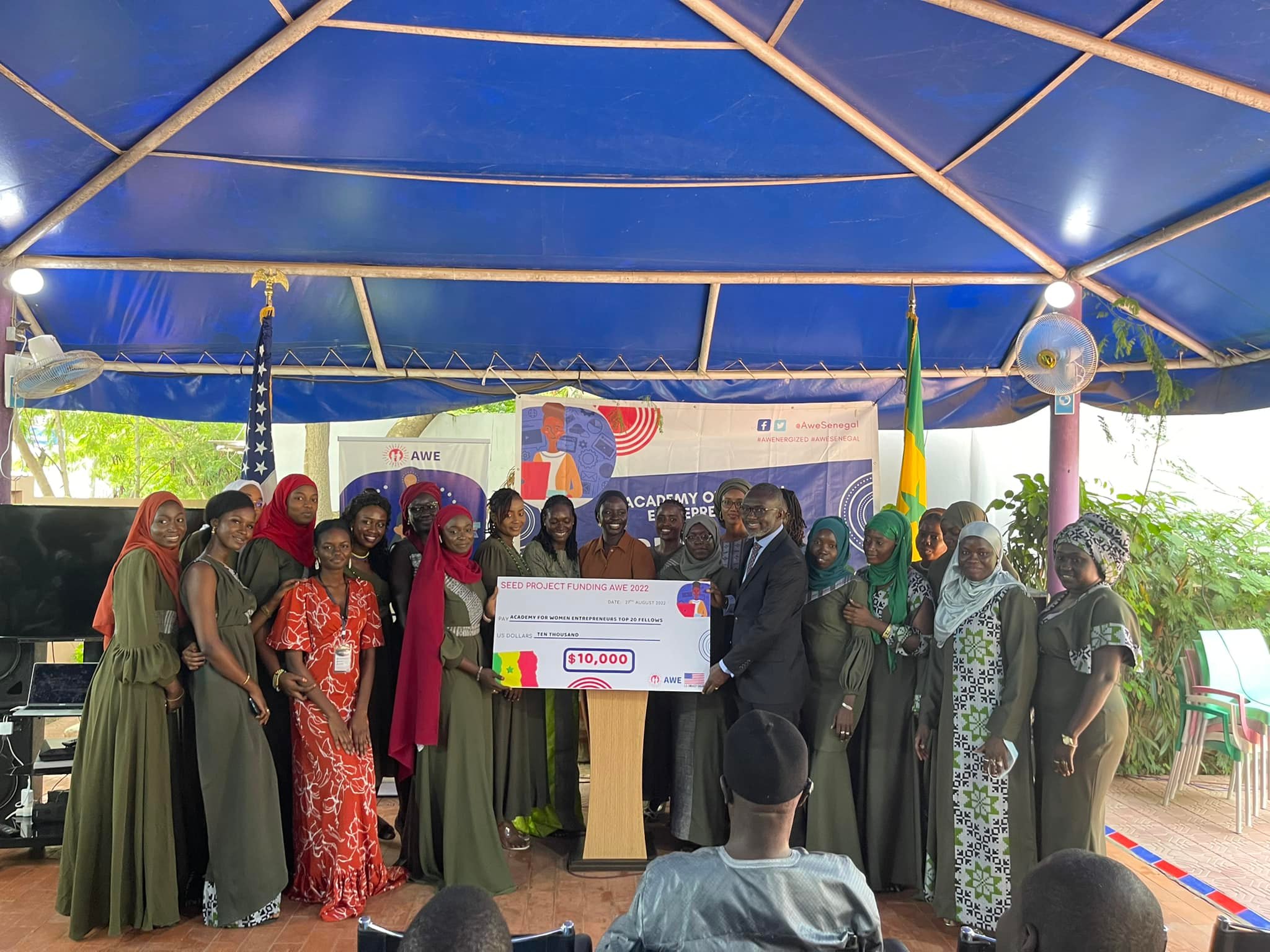 20 femmes outillées par le programme “Academy for women Entrepreneurs ...